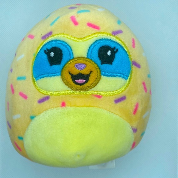 Squishmallows | Toys | Cake Themed Sloth Squish Mallow | Poshmark